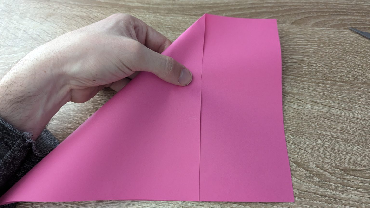 How to Make Paper Flowers – Easy DIY Tutorial